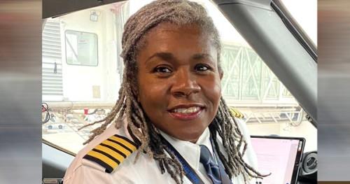 Black Female Pilot Retires From United Airlines After 34 Years